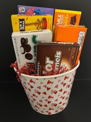 Ultimate MOVIE THEATRE BOX SIZE Candy Gift Box/Tub- GREAT VALENTINES ...