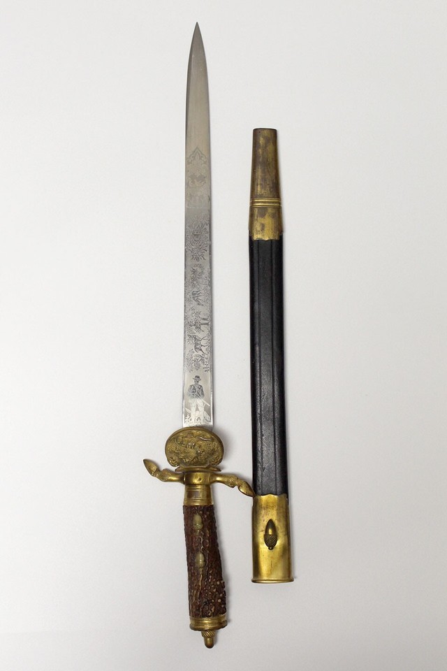 Imperial German Deluxe Hunting Cutlass Double-sided Etching . D747 | eBay
