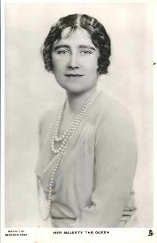 RPPC Her Majesty The Queen Elizabeth Dorothy Wilding Photo Tuck ...