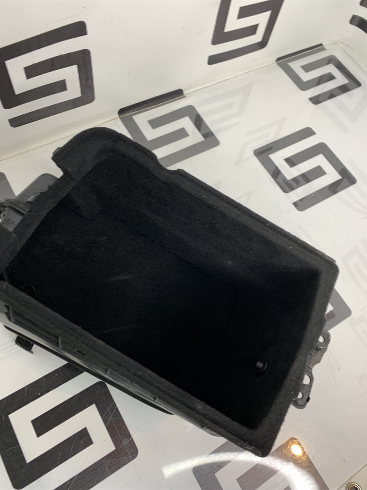 DODGE DURANGO CENTER CONSOLE SPLIT BOX STORAGE TRAY BIN TRIM OEM 2014 ...