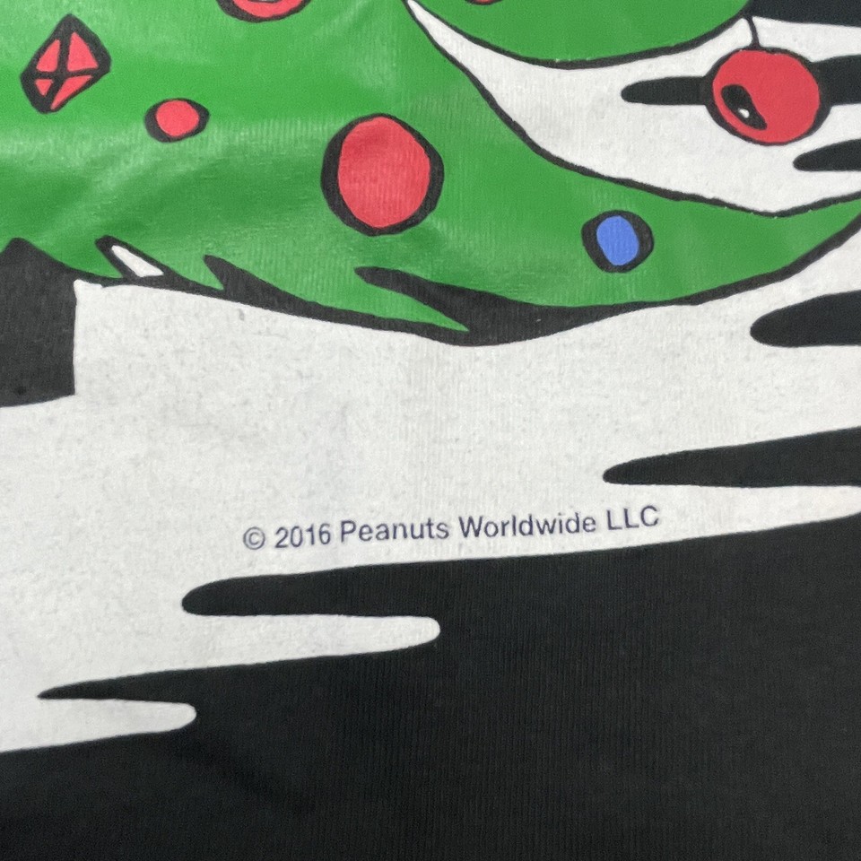 Peanuts Snoopy Large Christmas Tree Holiday Black Shirt Charlie Brown ...