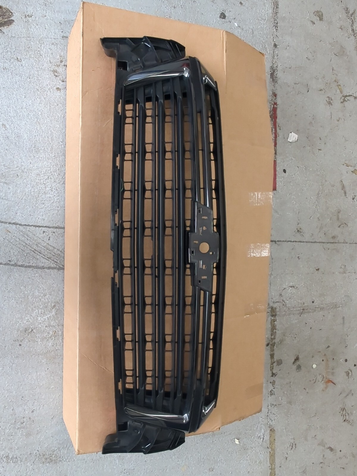 Genuine GM Grille Assembly 87834501 | eBay