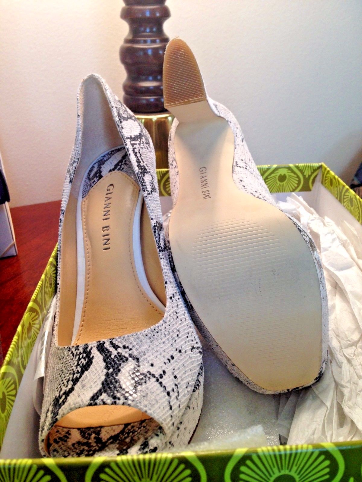 NIB Snake Pattern Women Leather Platform Open Toe High Heel Gianni Bini ...