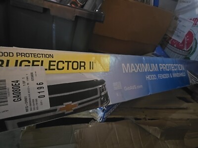 AVS 24901 Bugflector II / Hood Shield | 2007 - 2018 Jeep Wrangler JK ...