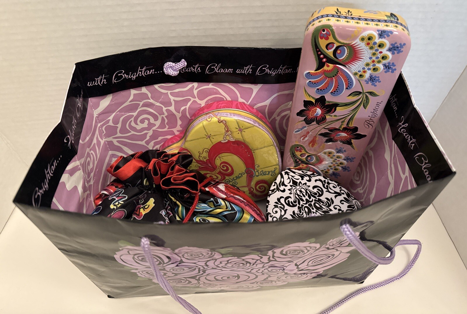 Lot Of Brighton ~ Love Scribble Drawstring Travel Pouch ~ 5 Tins ~ 1