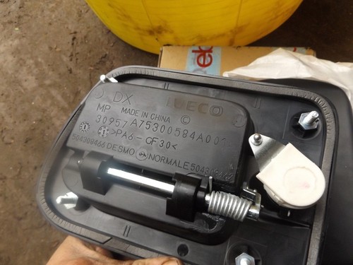 IVECO DOOR HANDLE RH, 504343231 | eBay