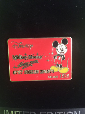 Disney Credit Card Series - Mickey Mouse Pin LE 250 | eBay