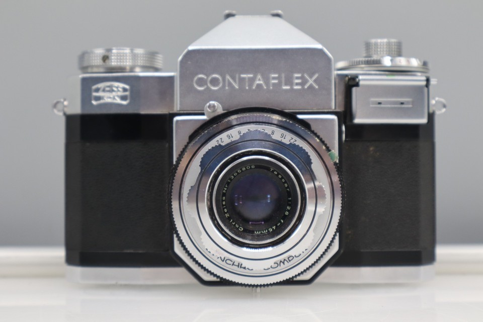 LOT: Vintage ZEISS IKON Contaflex CAMERA Synchro-Compur with Leather ...