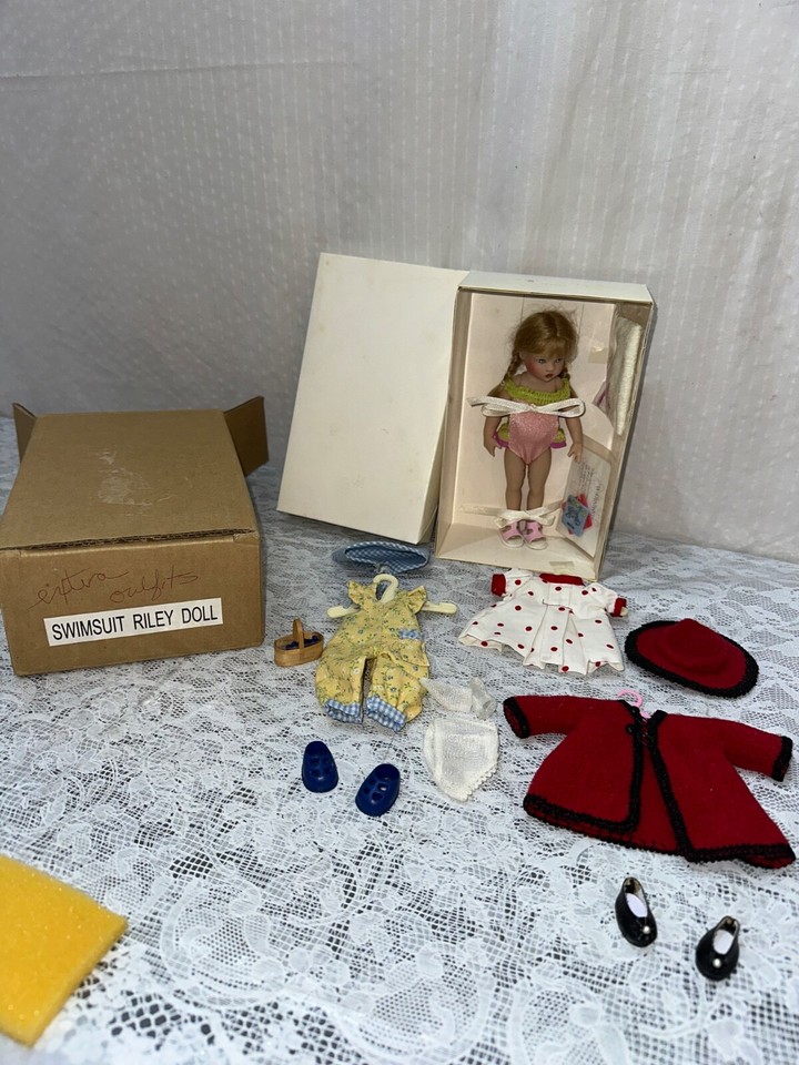 Swimsuit Riley by Helen Kish vinyl doll box coa extra handmade clothes ...
