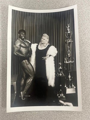 MAE WEST & DAVE JOHNS bodybuilding ORIGINAL muscle photo | eBay
