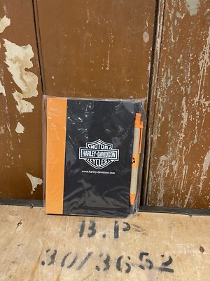 Harley-Davidson Motorcycles Notebook Dialogue With Sticky Note ...