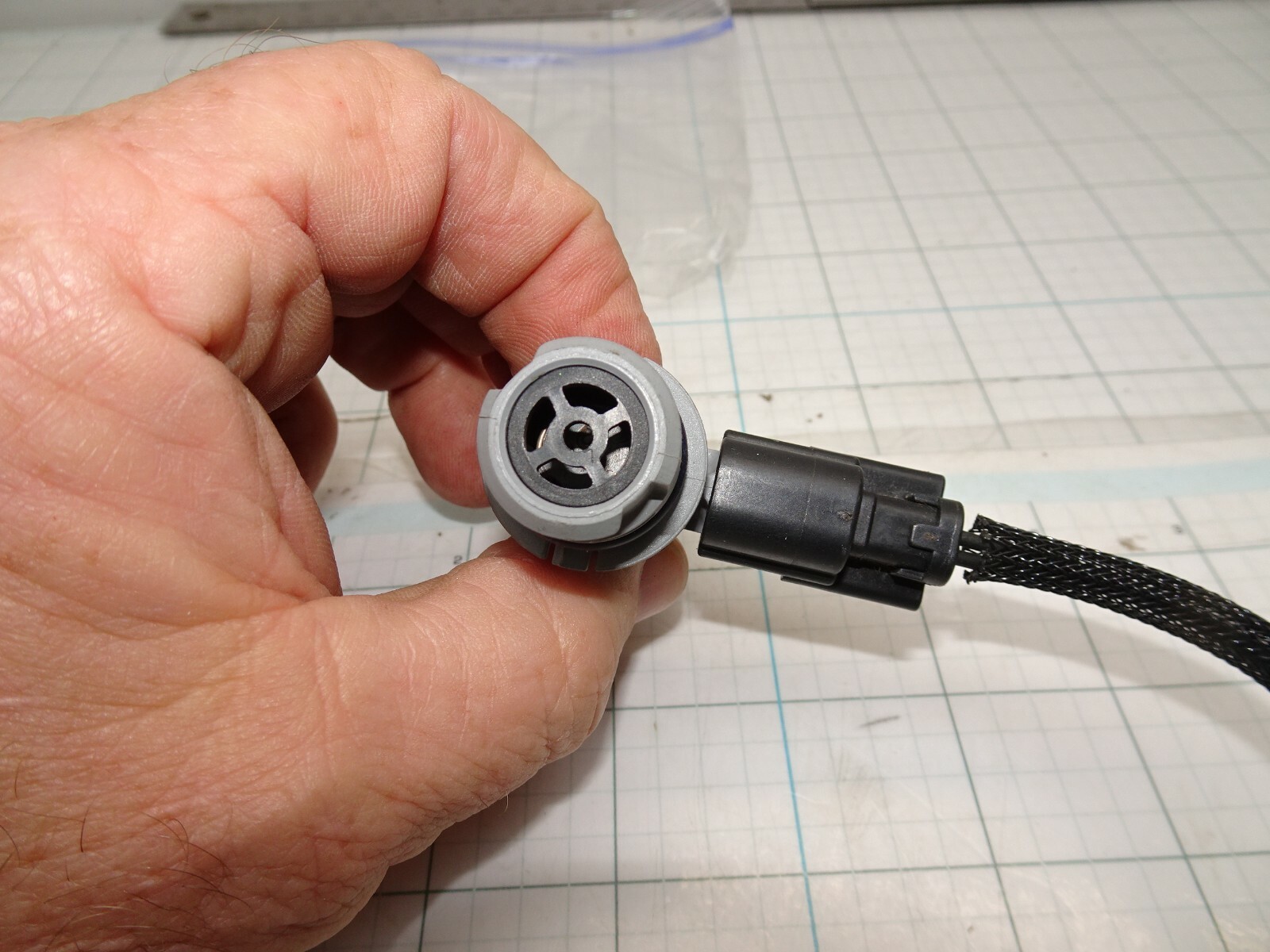 Ford 5F9Z-6A666-AA Crankcase Vent Valve Assembly PCV OEM NOS | eBay