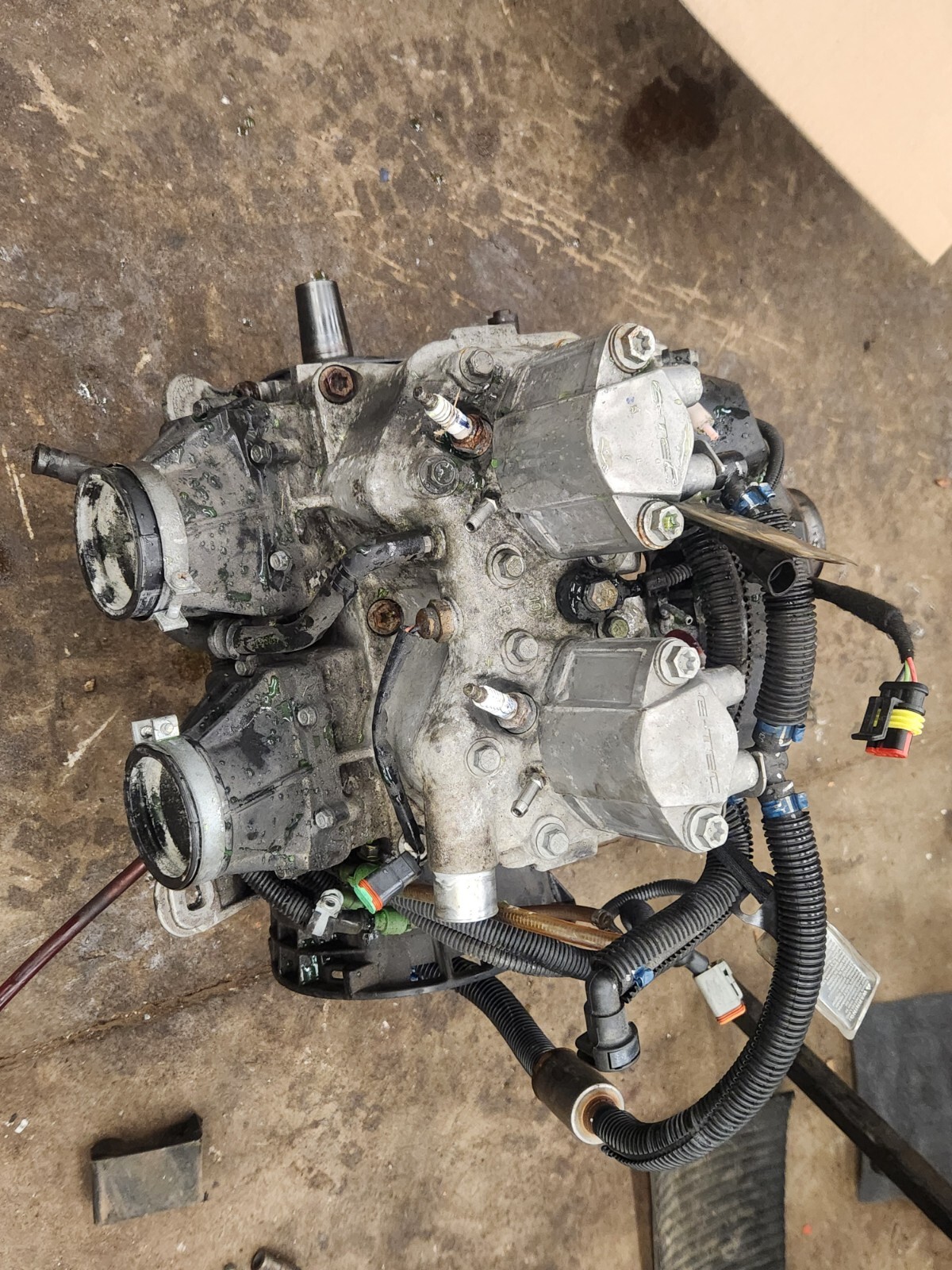 2011-2012 Ski-Doo Rev XP Etec MXZ 800 R Renegade Engine SKIDoo Motor ...