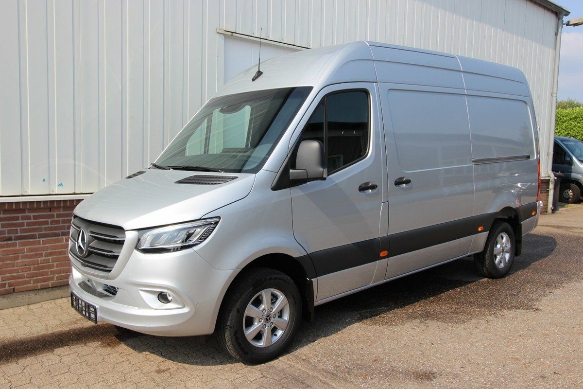 Mercedes Sprinter 319 3,0 CDi A2 – dba.dk – Køb og Salg af Nyt og Brugt