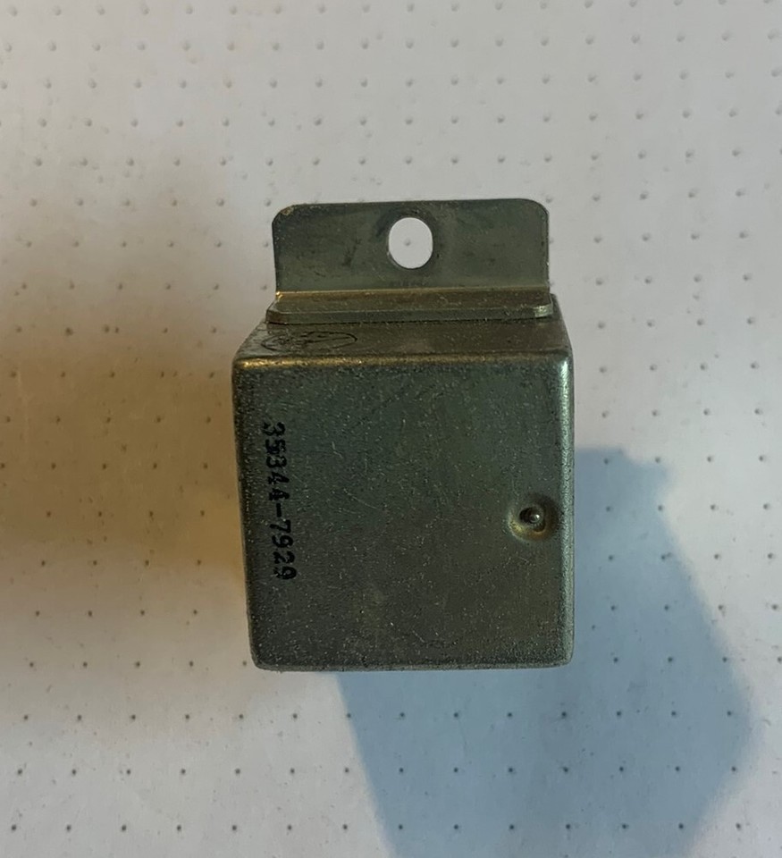 Leach Relay, P/N K-D4A-017, 28VDC or 115/200 VAC 400 Hz, 4 Pole, Double ...