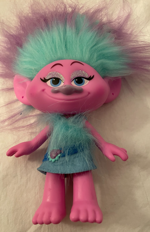 Dreamworks Poppy Pink & Green Troll Plastic Toy Figure Doll | eBay