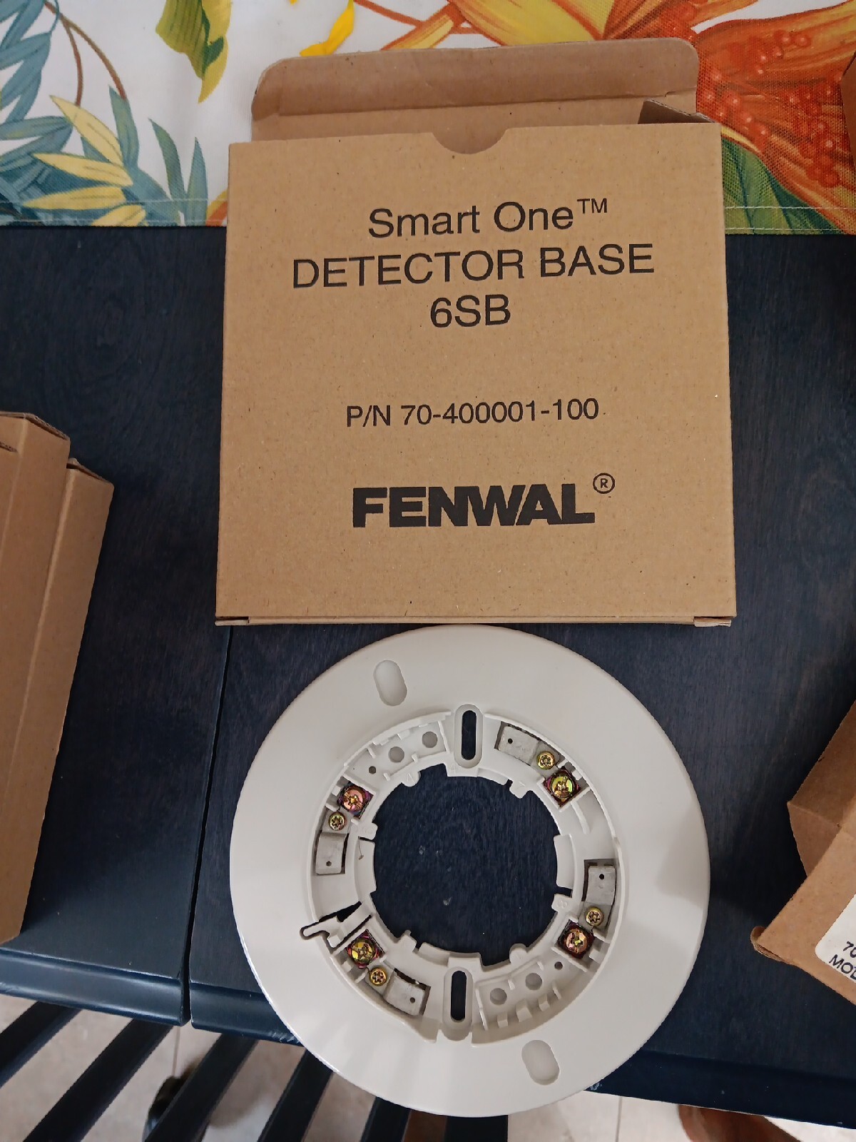 FENWAL CONTROLS 70-400001-100 FLANGED Universal Model 6SB Detector Base ...