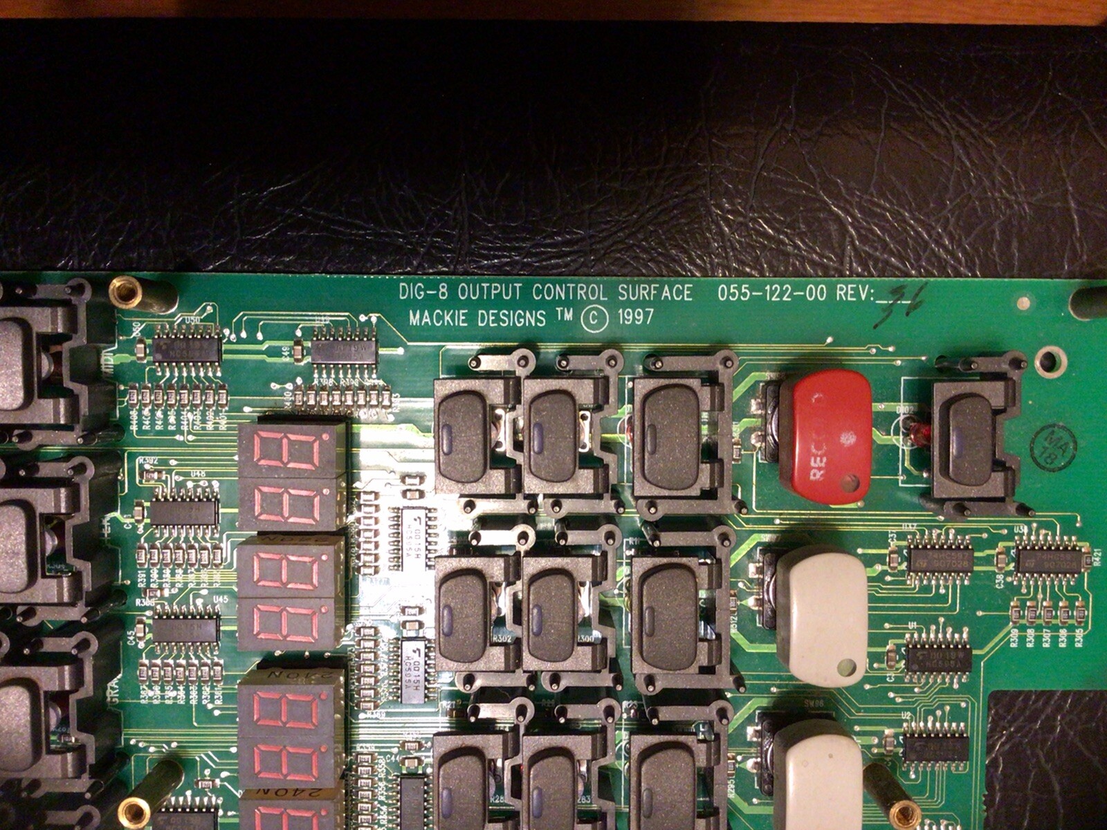 Mackie D8B Digital Mixer DIG-8 OUTPUT CONTROL SURFACE 055-122-00 BOARD ...