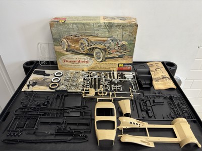 Monogram Duesenberg WEYMAN Torpedo Phaeton PC-81 1934 1:24 KIT, FOR ...