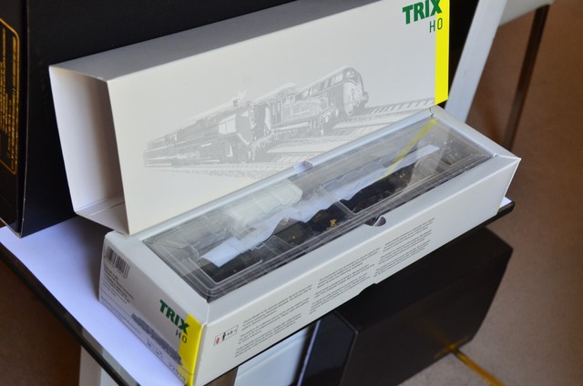 Trix 22913 Class 13 Orient Express Train Steam Locomotive for sale ...