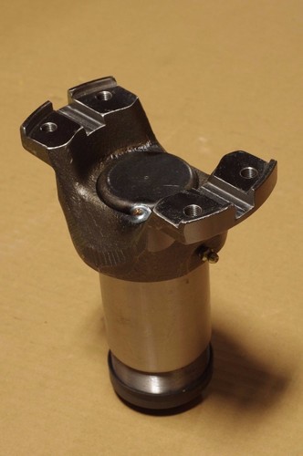 JI CASE M4K & GROVE SCAMP RT41AA FORKLIFT PROPSHAFT MERITOR 62NLS32-9 ...