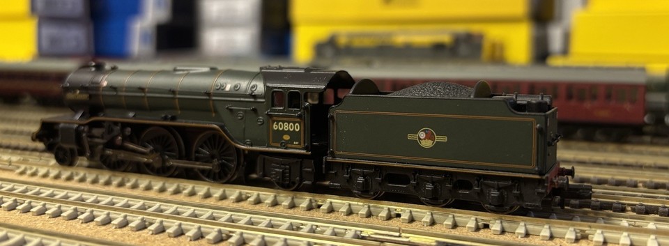 Graham Farish V2 Green Arrow Steam Locomotive BR Late Crest | eBay UK
