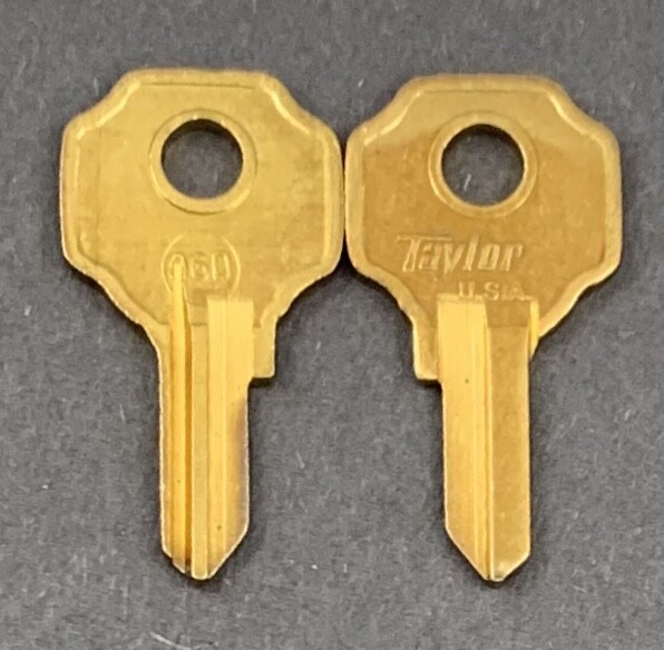 Lots of 2/5/10 LC3 Type Key Blanks for Lince/Elgin | eBay
