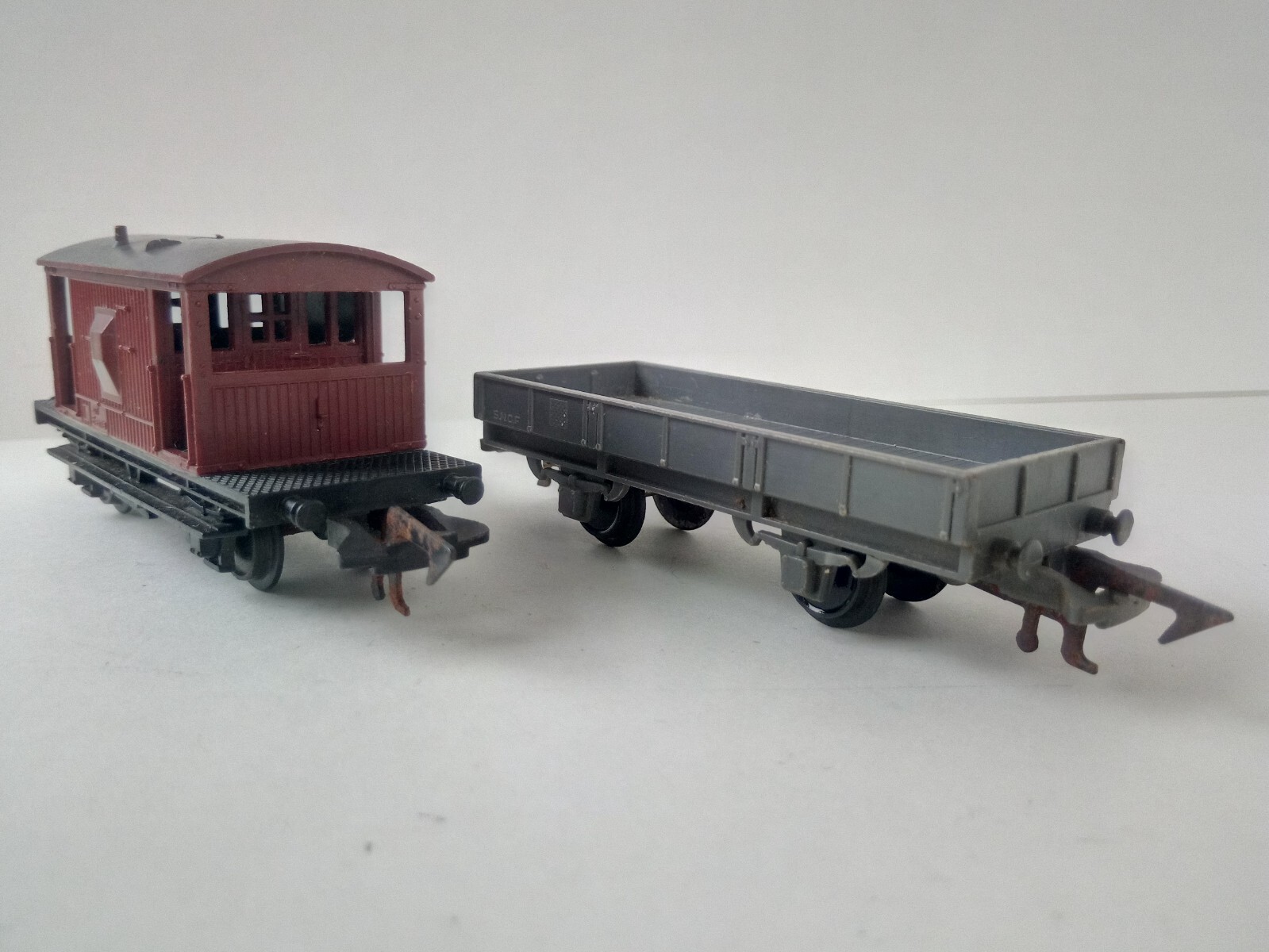 Jouef For Playcraft HO Gauge Flat Wagon & Guards Van Freight Pair | eBay UK