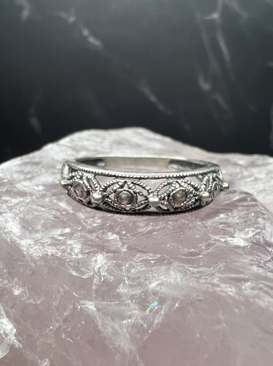 Vintage 925 Sterling Silver RJ Flowers Cut Out Band R… - Gem