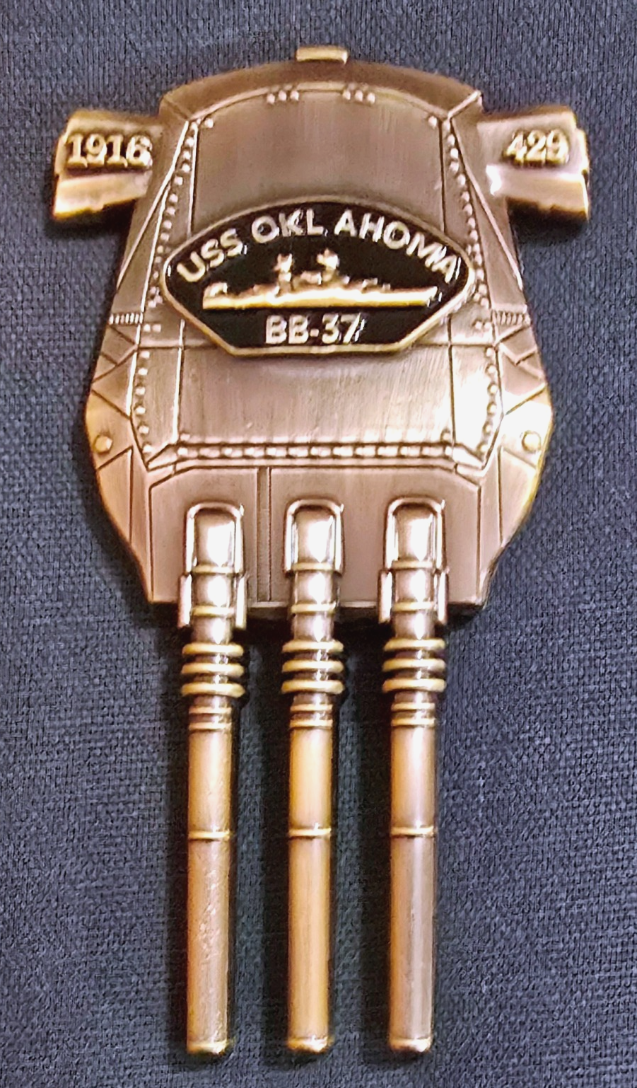 Awesome 4" Navy USN Battleship Tribute Challenge Coin USS Oklahoma (BB ...