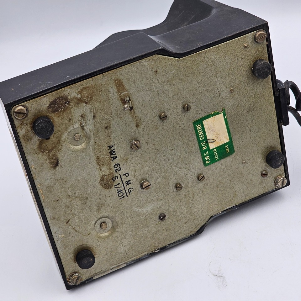 Vintage PMG 300 Series Bakelite Rotary Telephone (Untested, As Is) (C4 ...