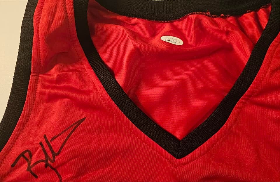 BRIE BELLA Signed RING ATTIRE TOP JSA COA Autograph BRIE MODE | eBay