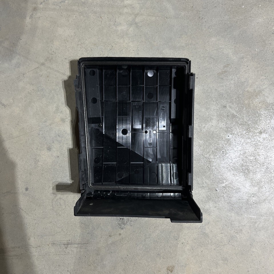 00-14 VW Golf Jetta Passat Engine Relay Fuse Junction Box (1k0937124P ...