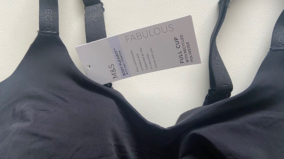 BNWT M&S Body Flexifit 360 stretch black non wired full cup bra 30D ...