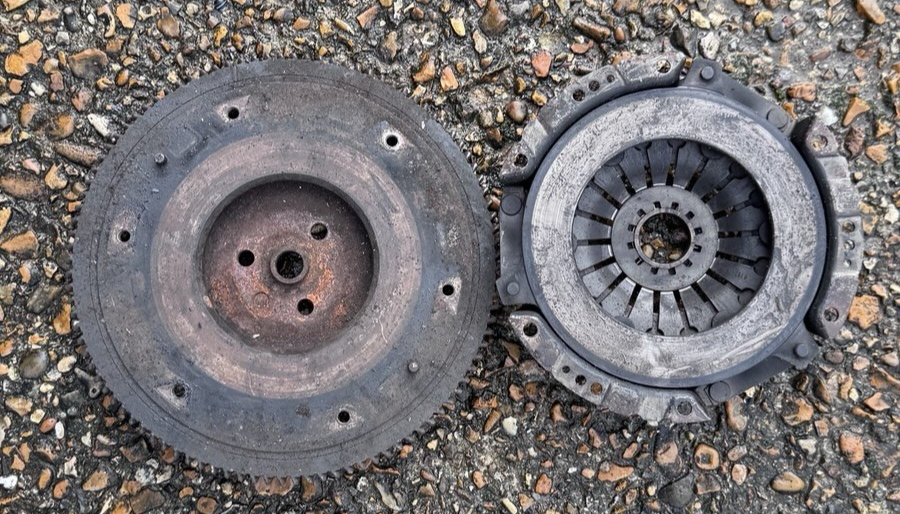 Classic Reliant Robin Flywheel & Clutch Cover - Lighter in Weight | eBay