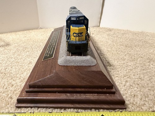 Rare! CSX 8704 Locomotive 10 SD60 diecast model display HO train engine ...