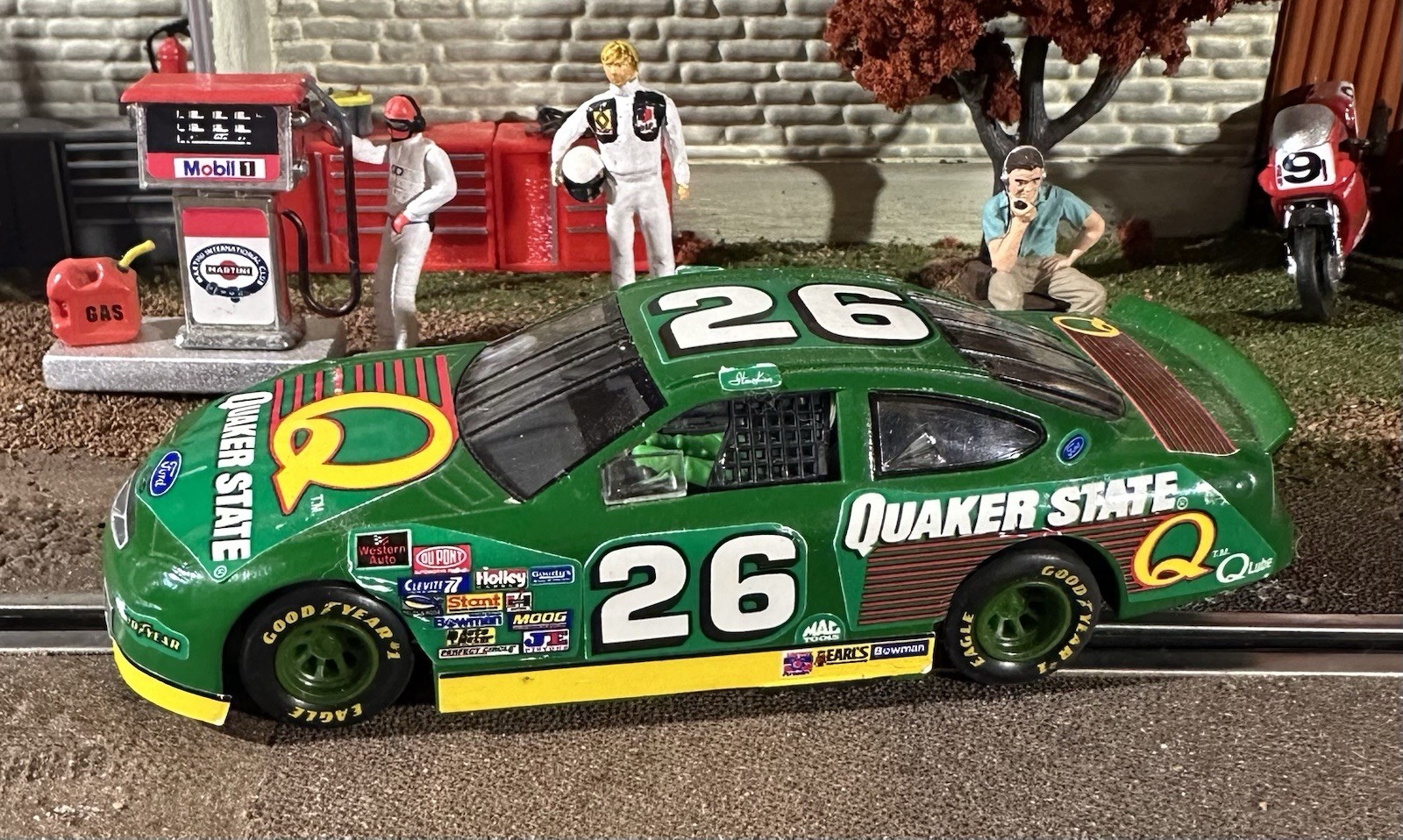 1/32 Slot Car Custom Scalextric NASCAR #26 Quaker State | eBay