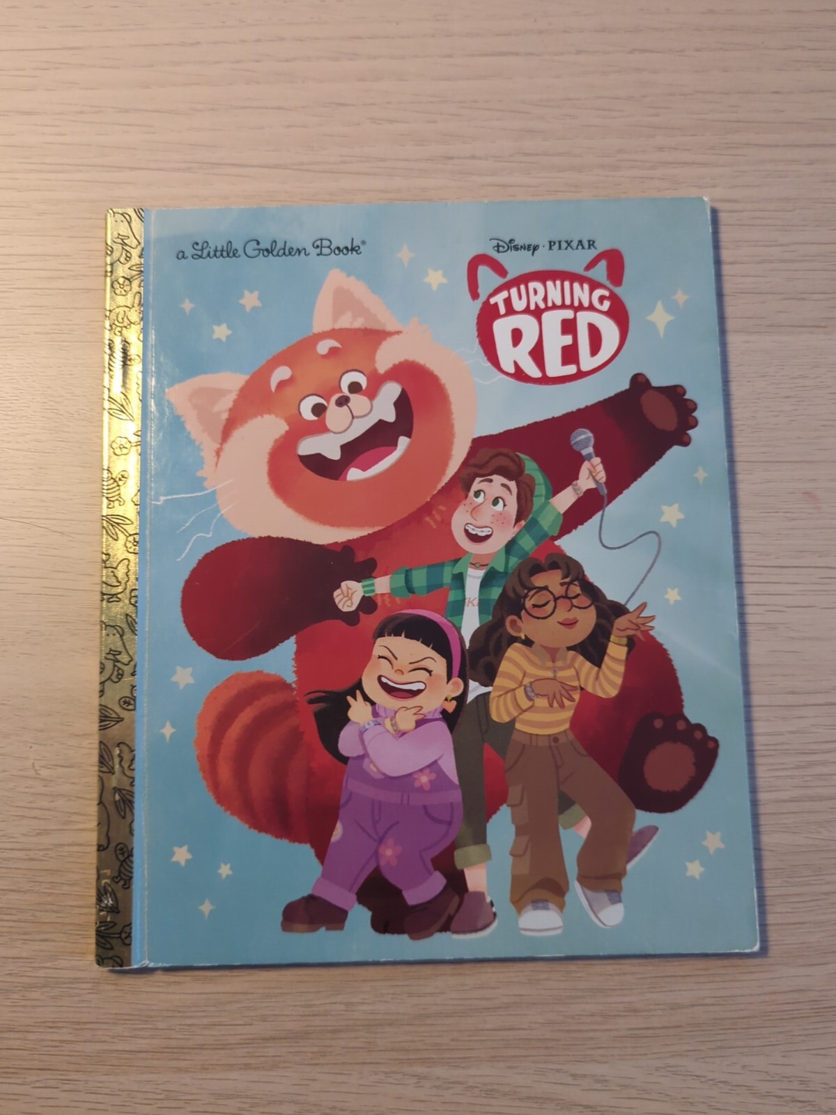 Disney/Pixar Turning Red Little Golden Book (Little Golden Book) by ...