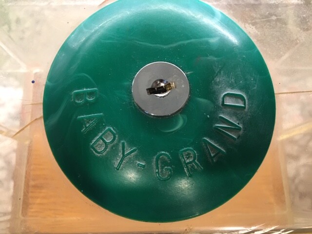 Top Lock for Baby Grand Wood Gumball Machine Wooden Vending Machine See ...