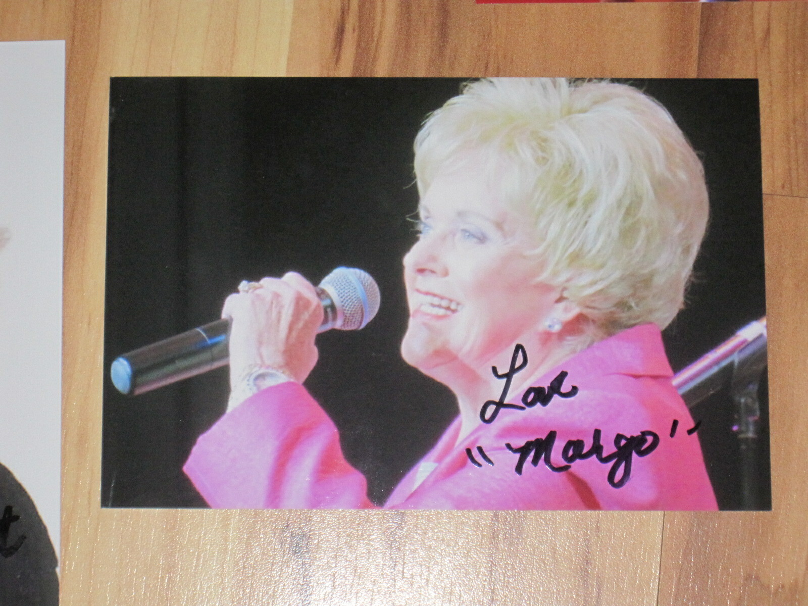 Singer MARGO SMITH Signed 4x6 Photo COUNTRY MUSIC AUTOGRAPH 1 | eBay