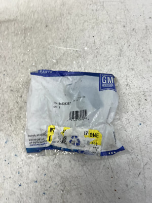 OEM NEW Genuine GM Front Passenger Side Grille Support Bracket 84634387 ...