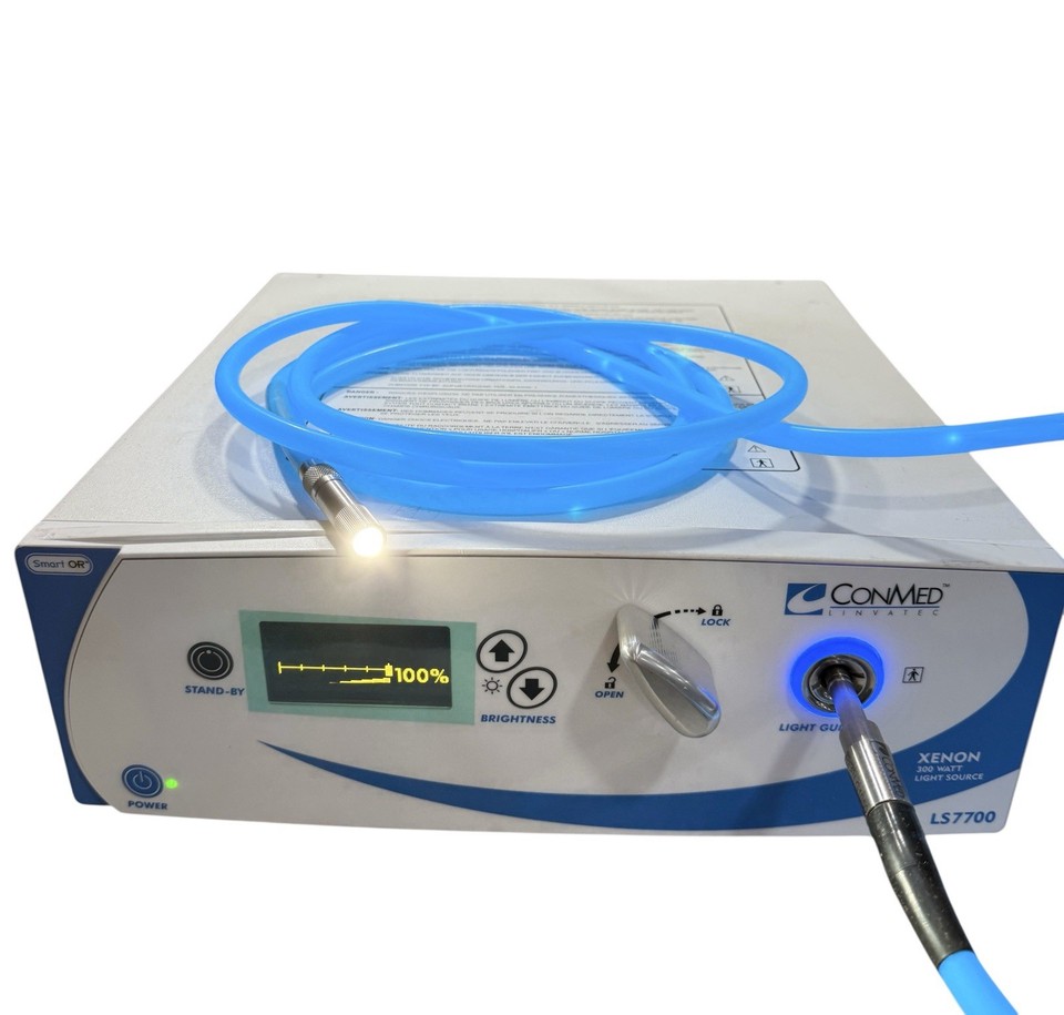 ConMed Linvatec Light Source LS7700 #30 | eBay