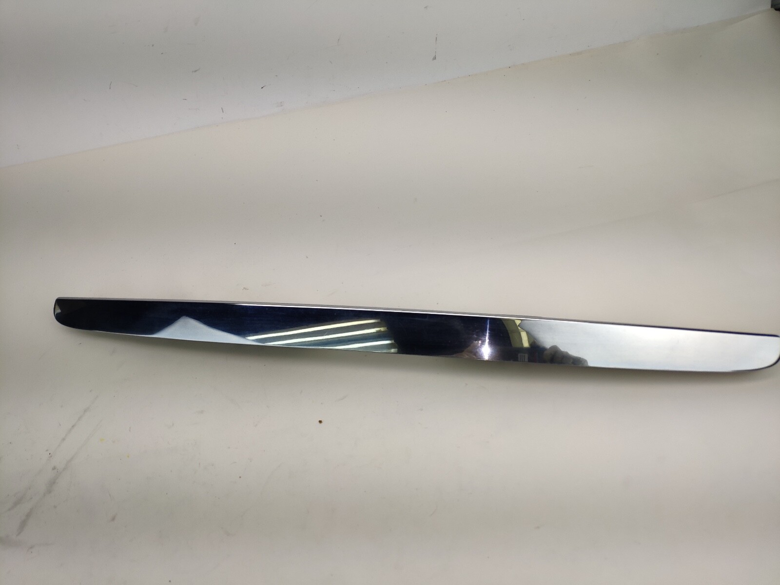 06-2010 MERCEDES-BENZ R Class W251 R350 Lift Gate Trim Moulding ...