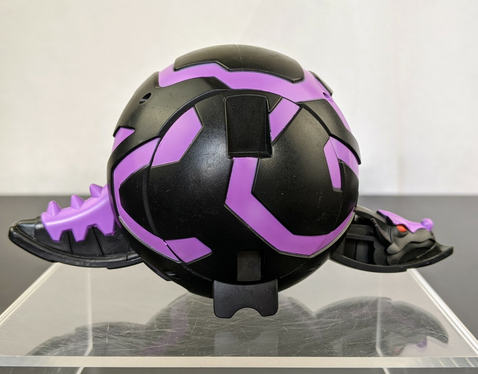 Bakugan Battle Brawlers Saurus Black Darkus Deka Figure Sega Toys Spin ...