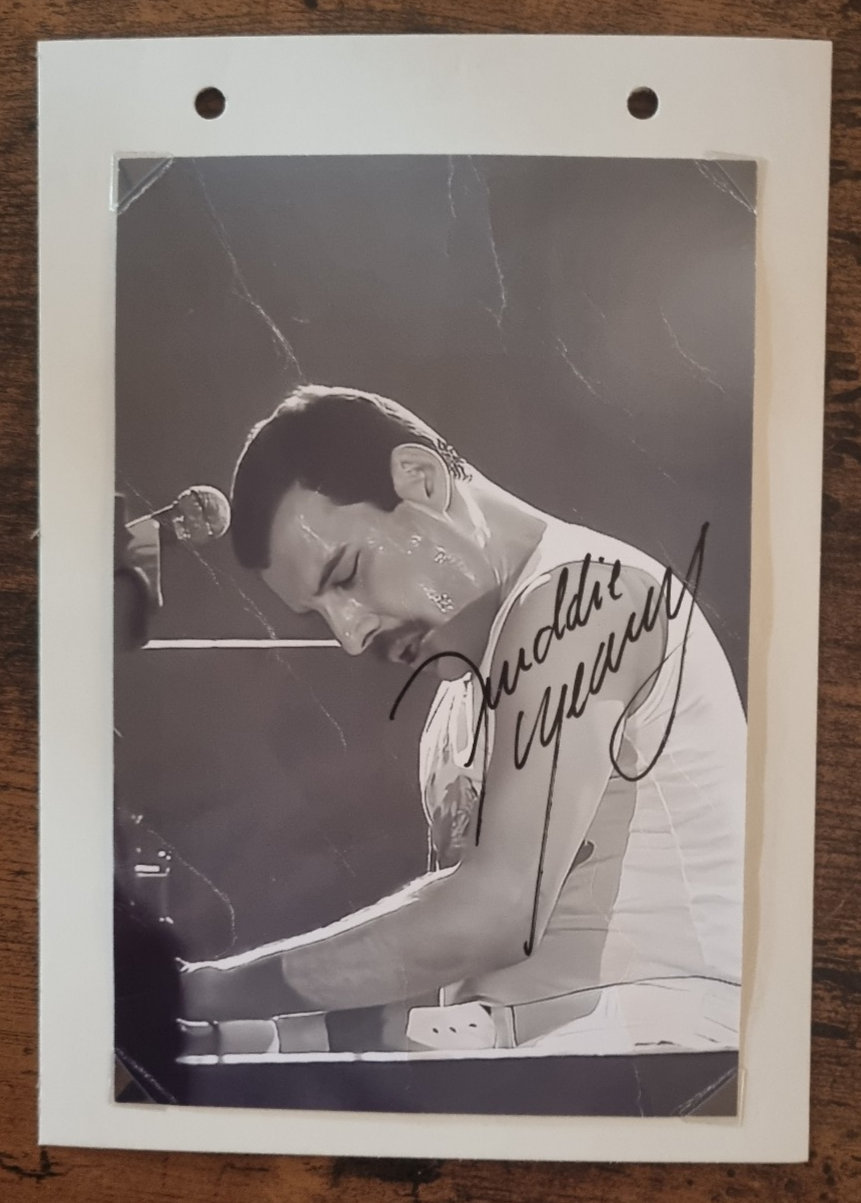 Original Autogramm von Freddie Mercury. Queen. Wembley 1986. | eBay UK