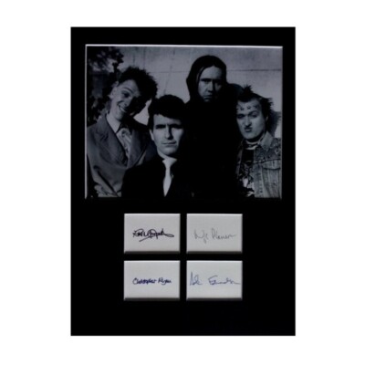 The Young Ones autograph photo display Rik Mayall Ade Edmondson TV ...