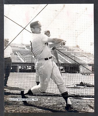 Ken Hawk Harrelson SENATORS UNSIGNED 7-1/2 x 9 ORIGINAL B&W PRESS PHOTO ...
