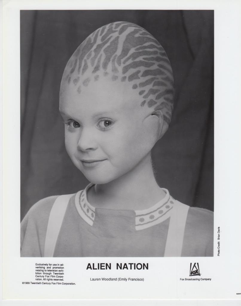 Lauren Woodland Alien Alien Nation EP 22 " Green Eyes " (HD) YouTube