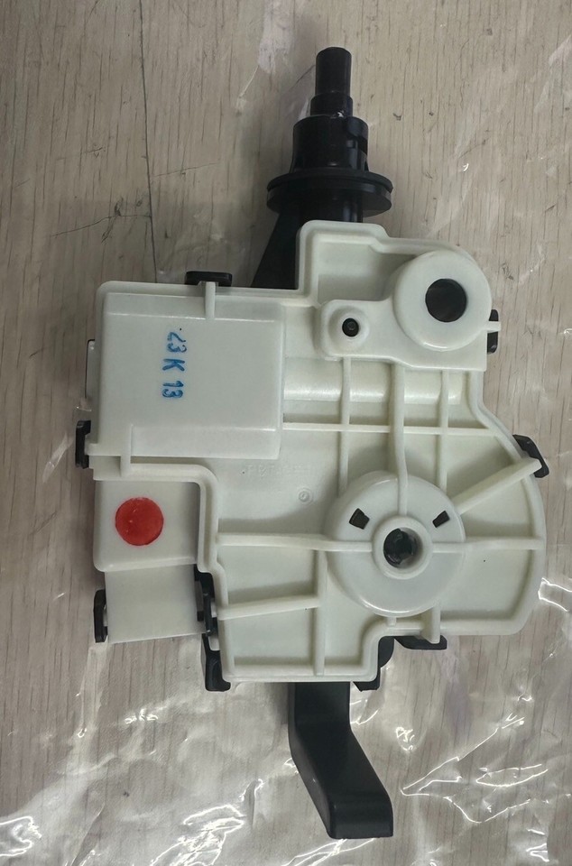 Toyota OEM Fuel Lid Lock Assembly 77030-12010 for 2019-2022RAV4 and 20 ...