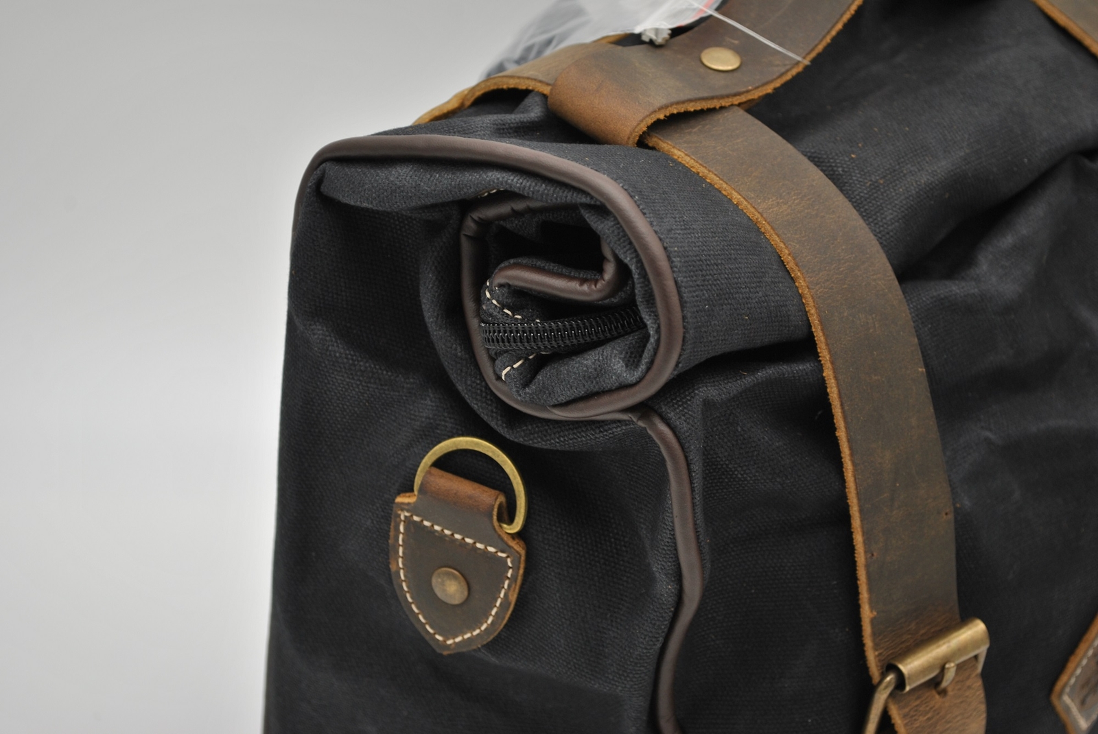 Set Bag Right Exmoto Black stone19/24lt With Frame Black moto guzzi V85 TT | eBay